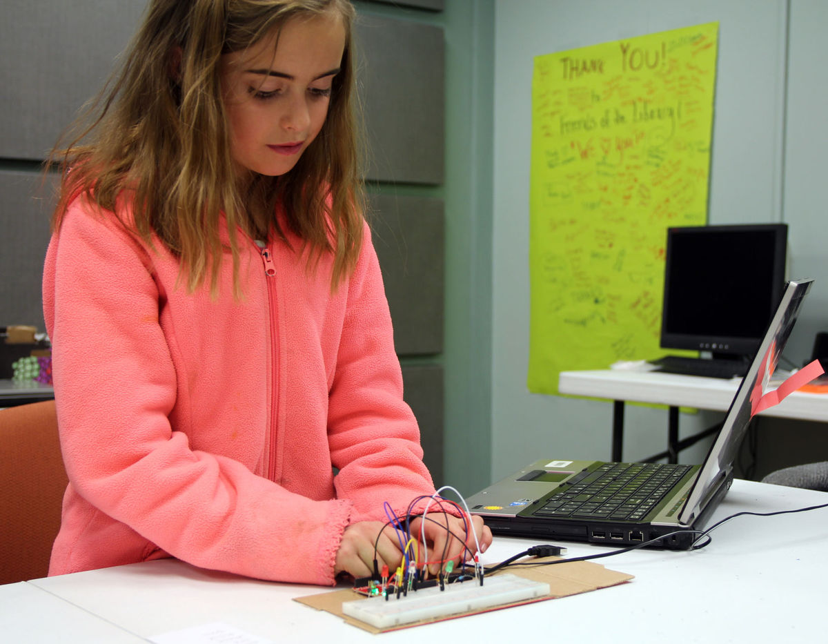 Local girls take on the world of technology - East Idaho News