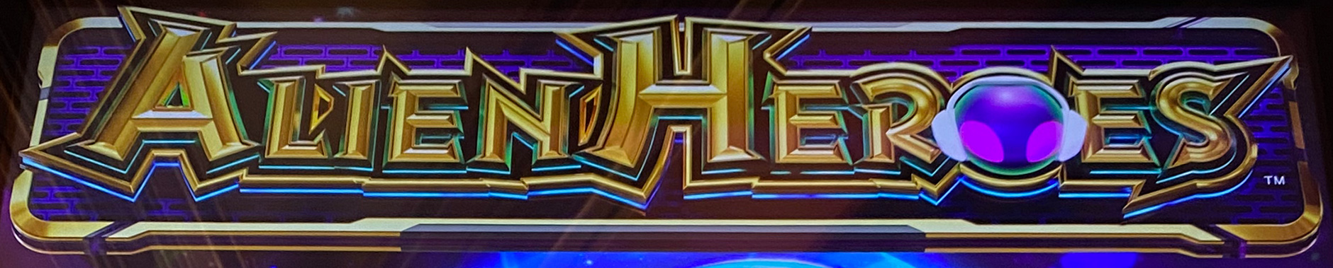 How to Advantage Play Alien Heroes