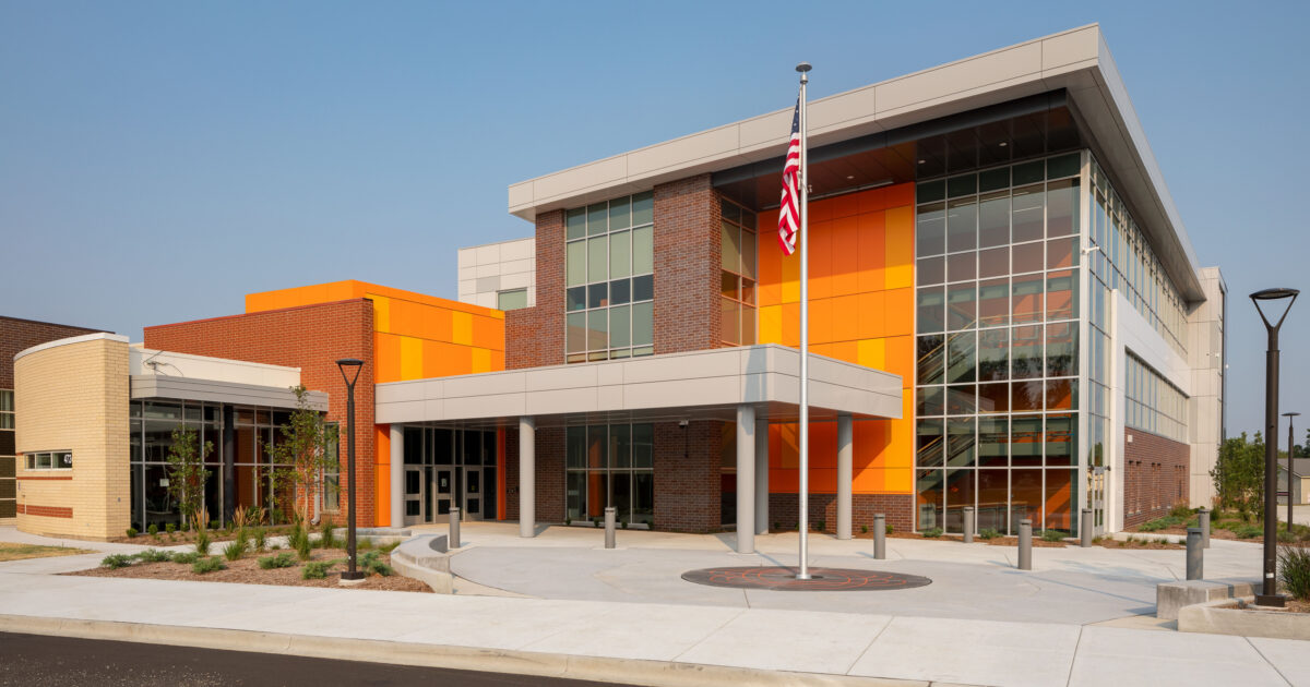 McHenry West High School | Wold Architects & Engineers